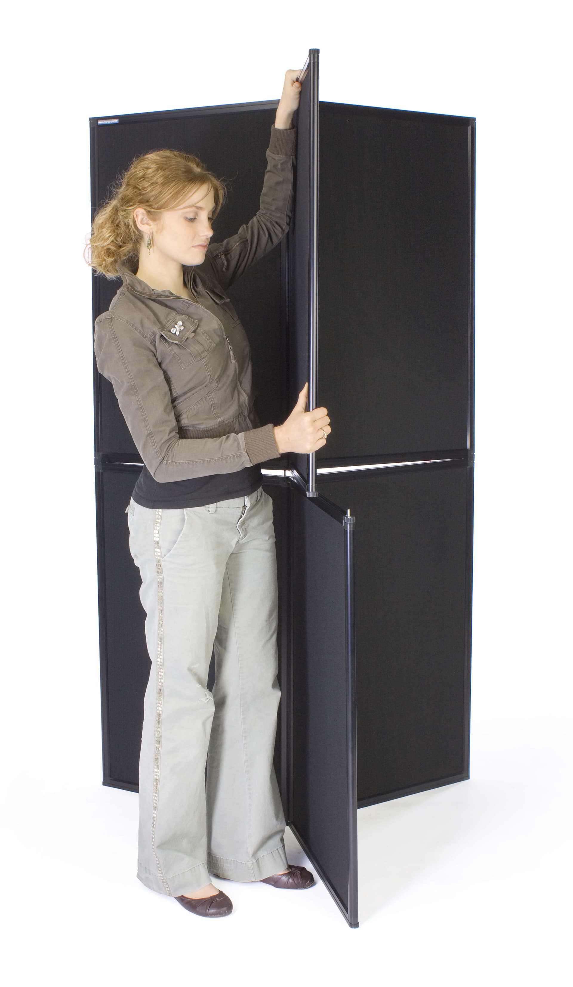 Portable Display Wall Panels | Student Art Show Presentations | Displays2Go