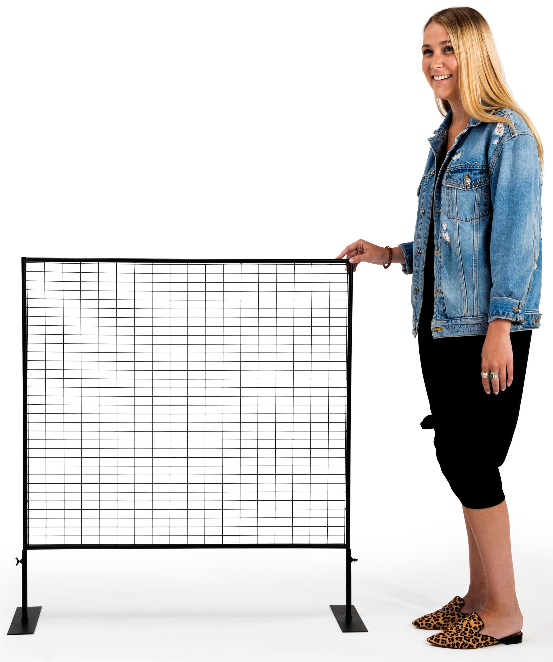 Portable Vendor Display Wall | 2” x 1” Grid Pattern | Displays2Go