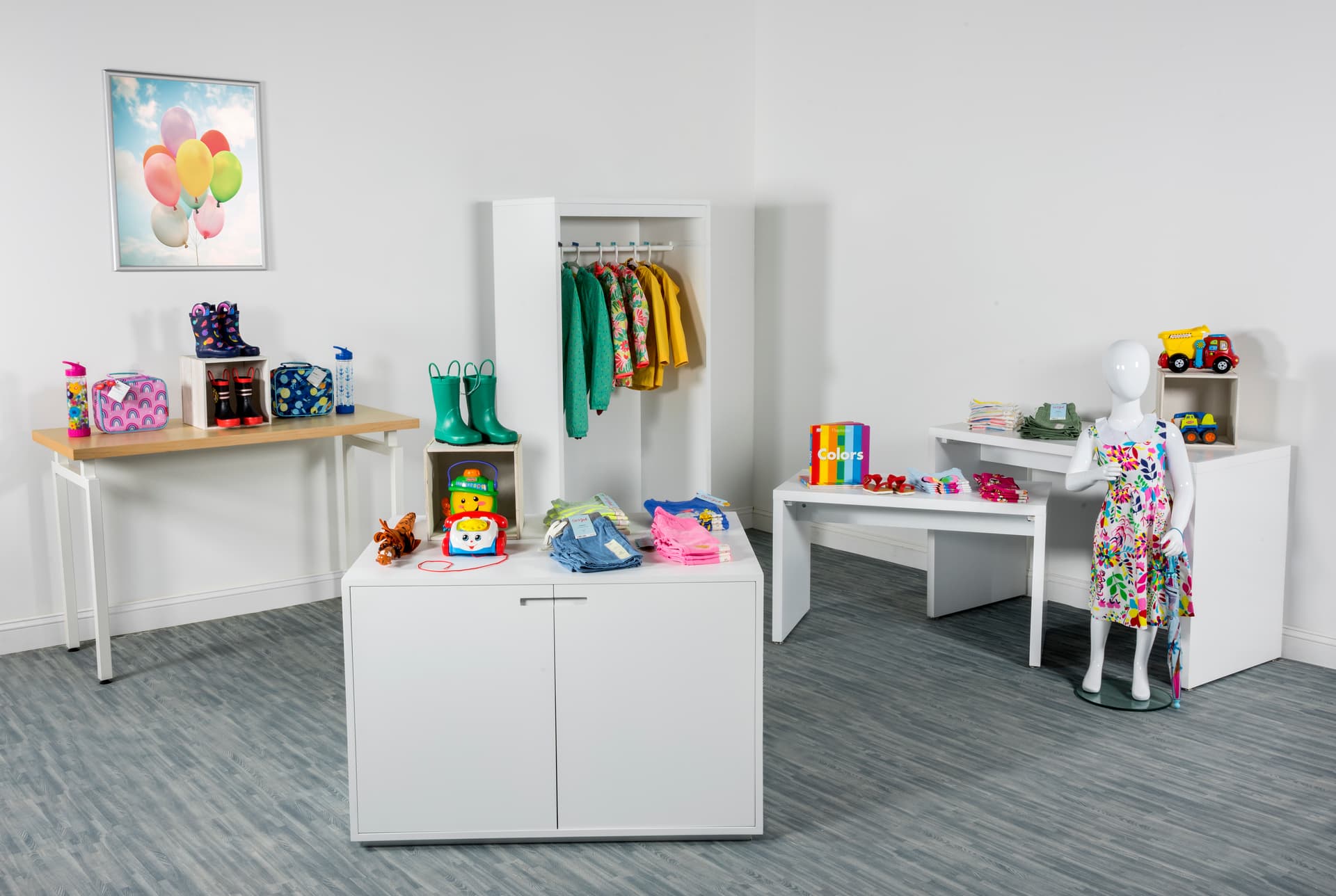 Nesting Retail Display Console Set | Large & Small Paired Tables ...