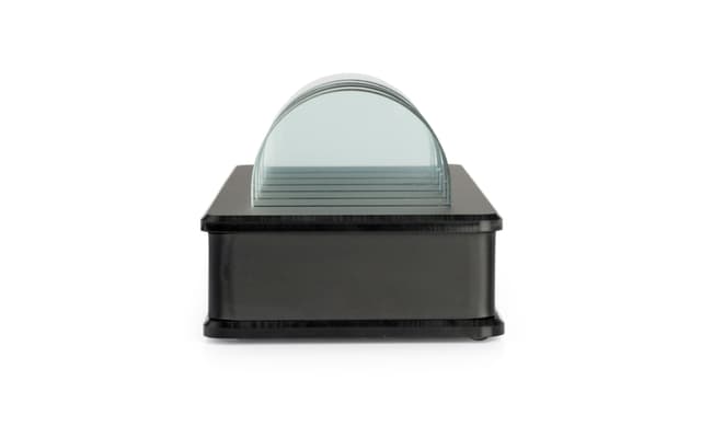 5-Port USB Charging Station Dock | Modern Acrylic Dividers | Displays2Go