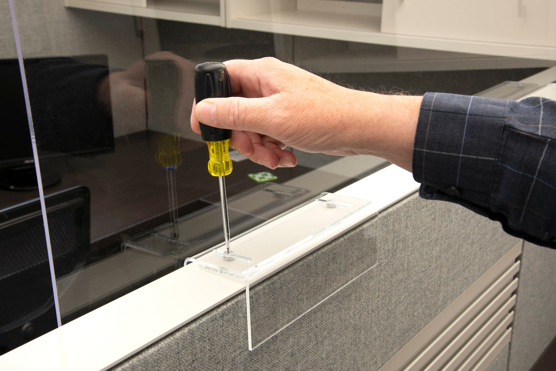 Clear Acrylic Cubicle Panel Extender | Dry Erase Write-On Design ...