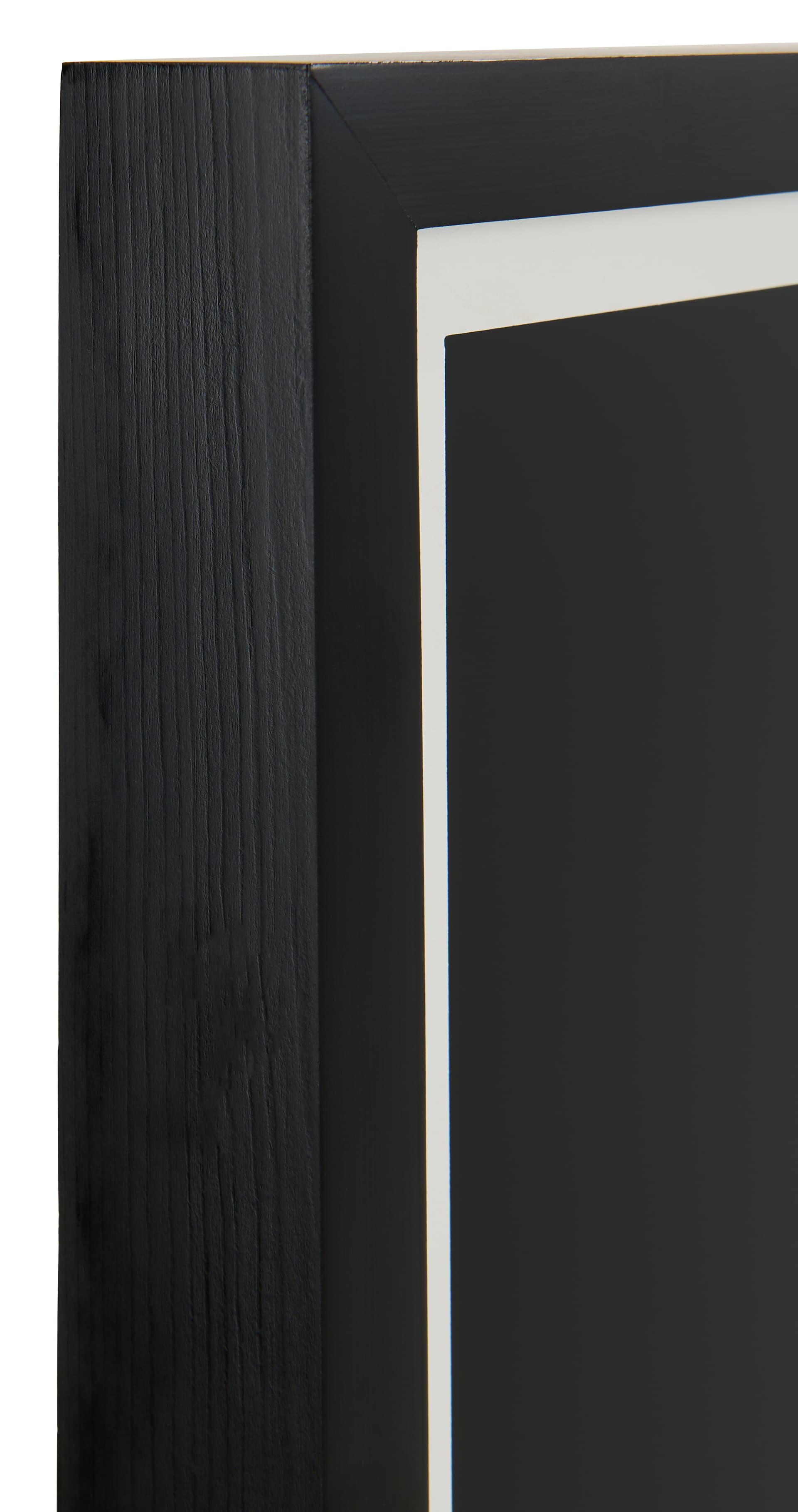 NFT Art Display | Secure Screen Casting and Anti-Glare Glass | Displays2Go