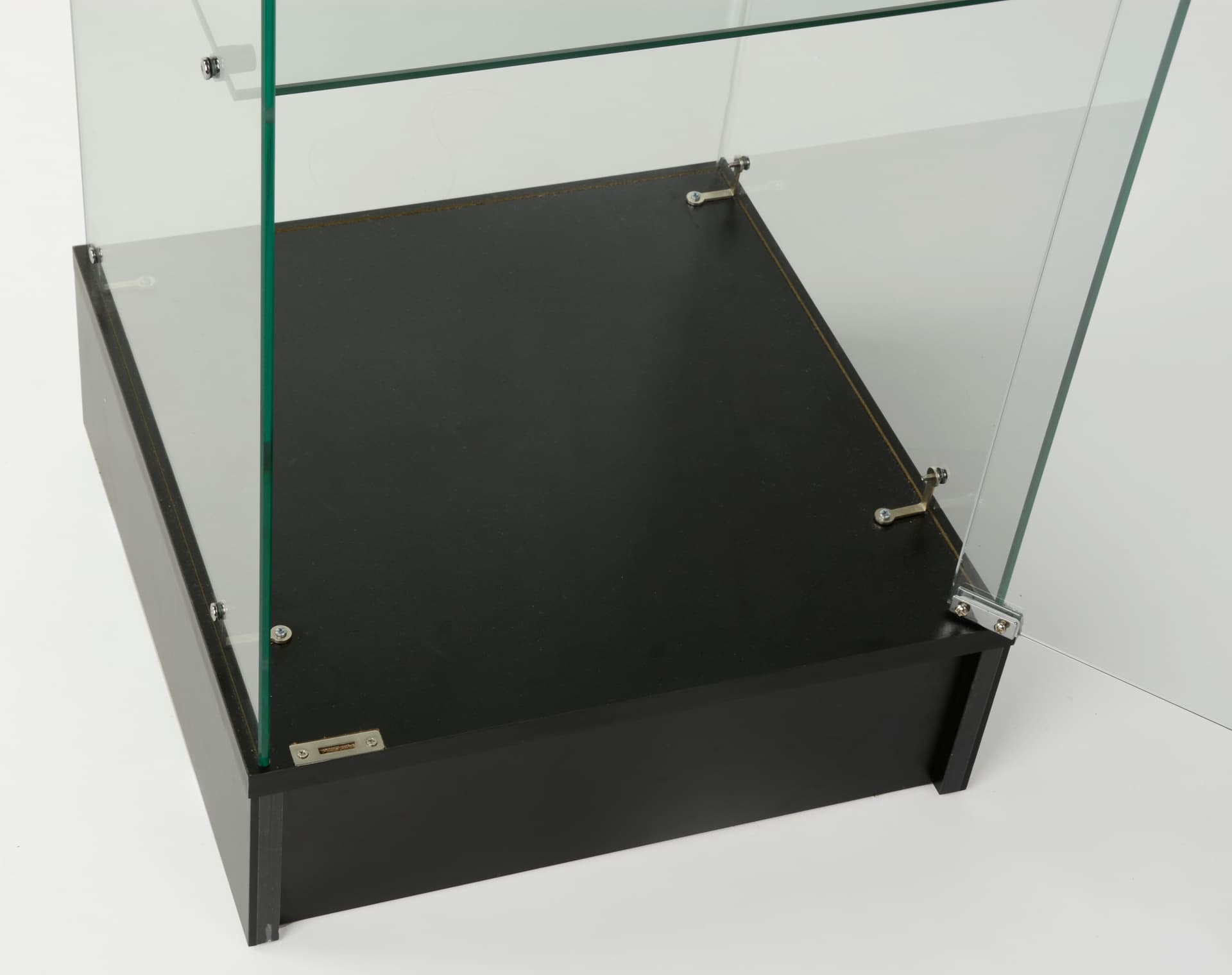 Retail Tower Display Case | Frameless Showcase with Tempered Glass ...