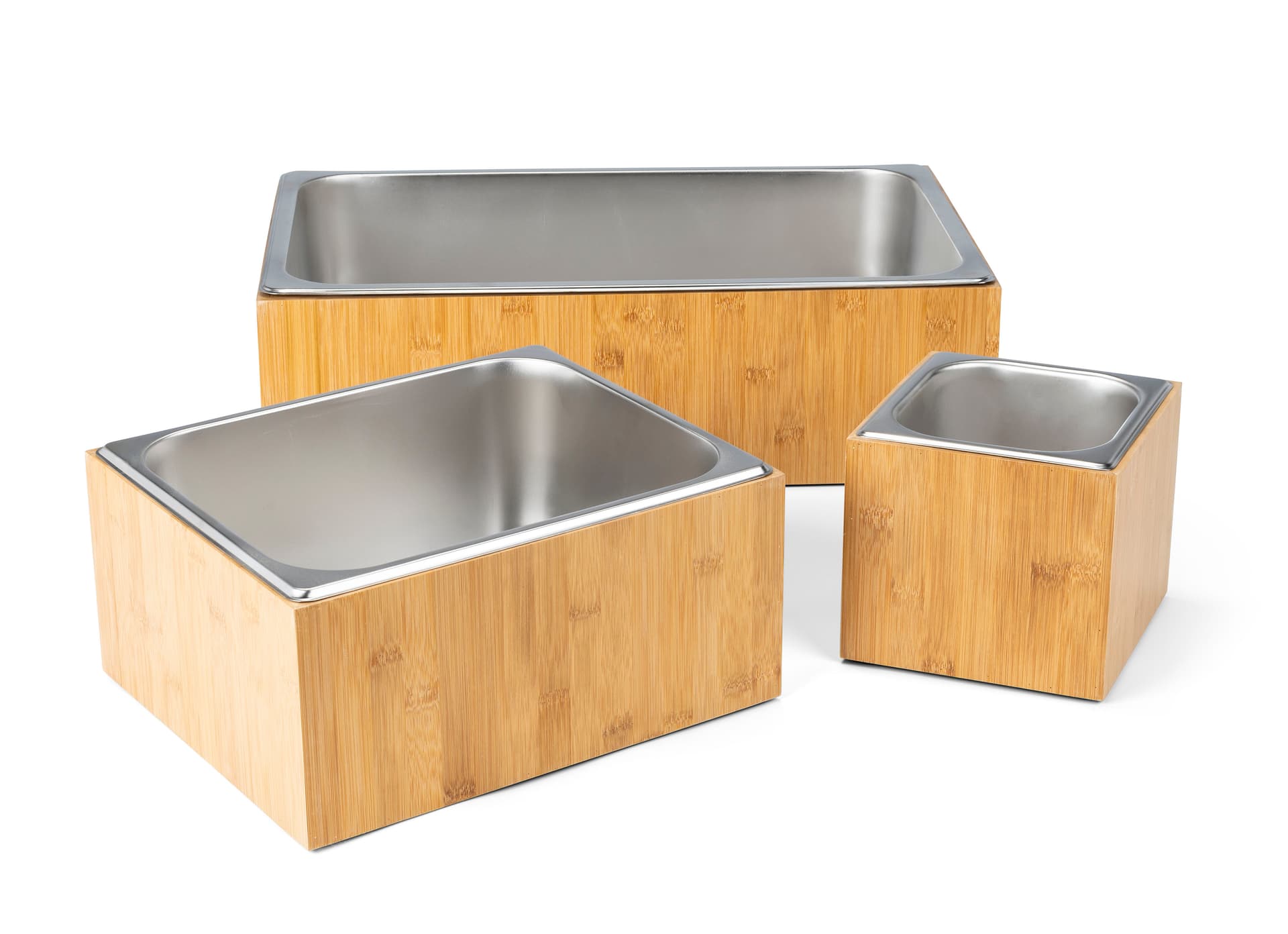 Ice Pan With Bamboo Housing | 352 fl oz. Capacity | Displays2Go