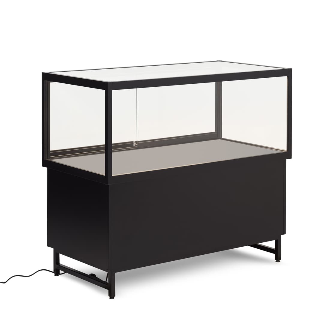 Retail Store Display Case | Illuminated Merchandise Display | Displays2Go