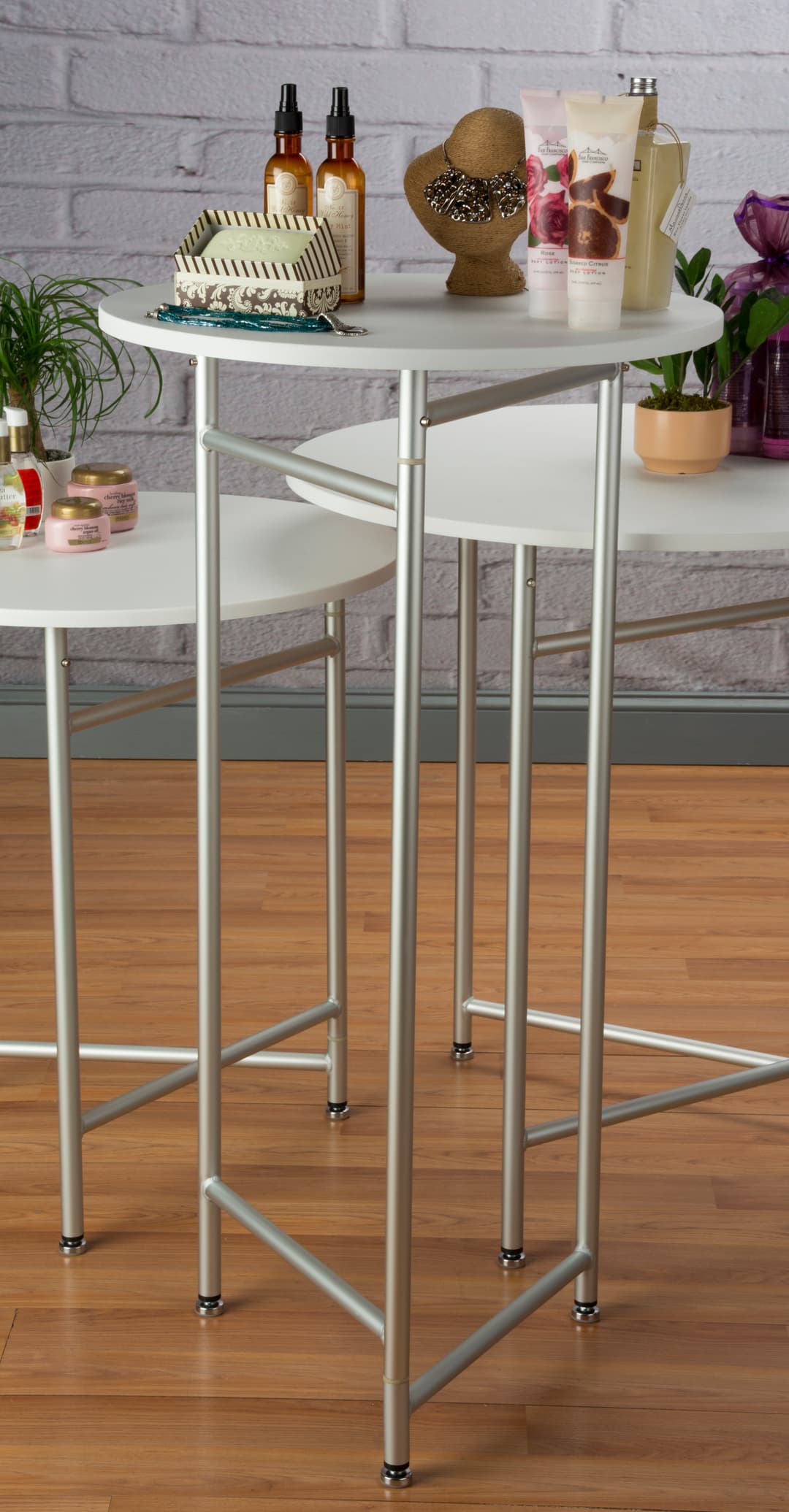 44” Tall Retail Table | Round White Top | Displays2Go