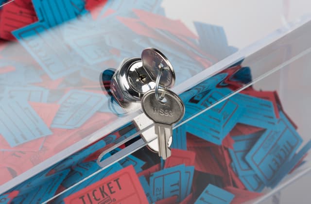 Rotating Raffle Drum | Spinning Tub - Ticket Drawing Giveaways ...